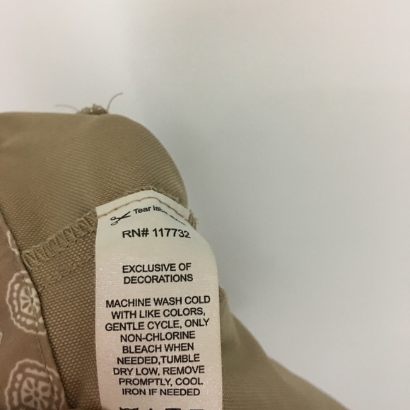 ZeroXposur | Pants & Jumpsuits | Zeroxposur Outdoor Beige Khaki Capri ...